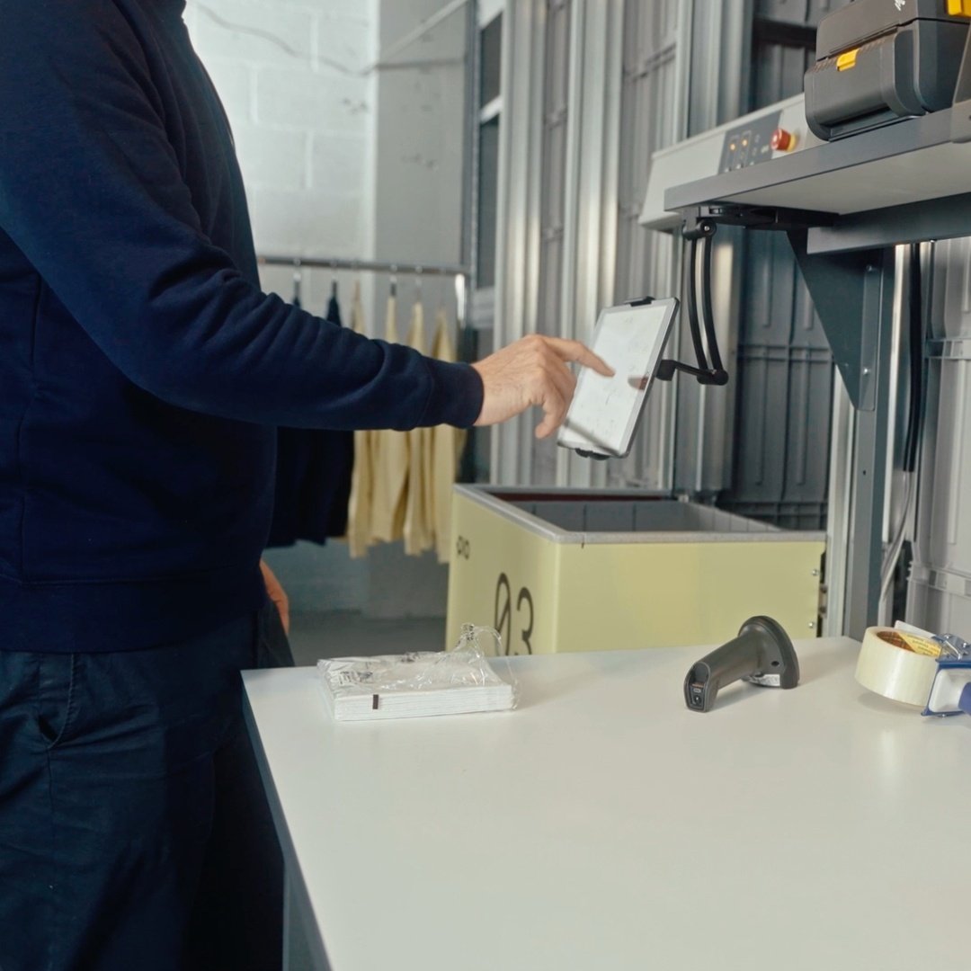 Warehouse Automation Solutions: Comprehensive Features by Pio